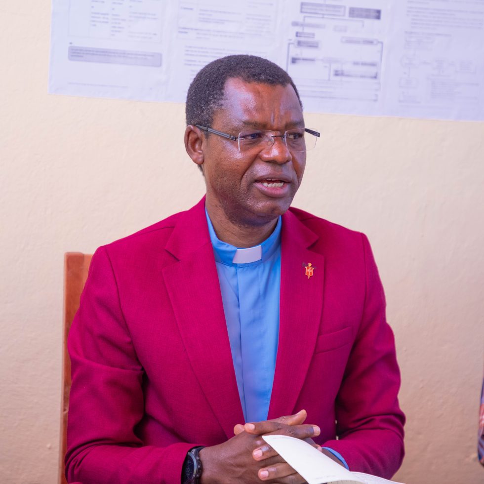Visit of the Bishop to the Gahambwe Health Center | | The Official Site of the United Methodist ...